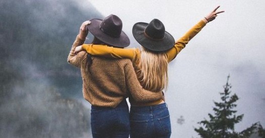 8 ASTUCES pour être la MEILLEURE des POTES